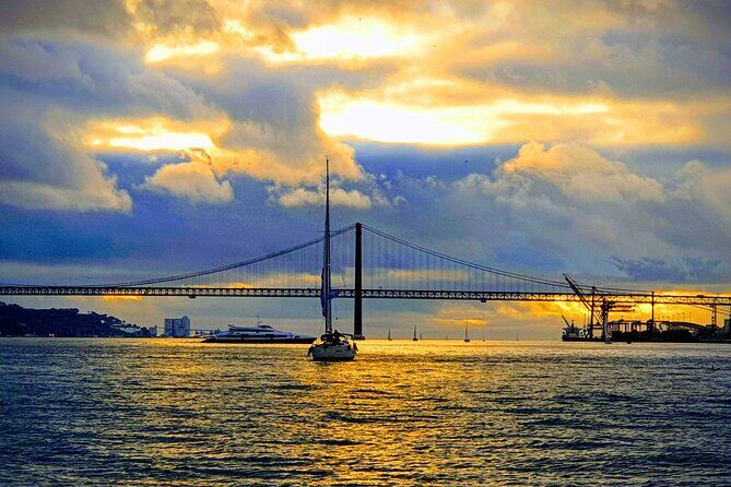 Lisbon Private Sunset Cruise - Food, Drinks, and Extras