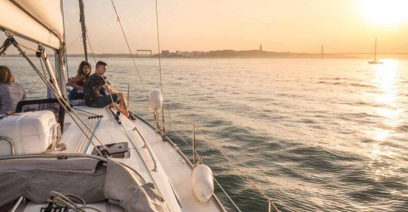 Lisbon: Private Sunset Cruise on the Tagus River with Drink - Why Choose a Sunset Yacht Cruise in Lisbon?
