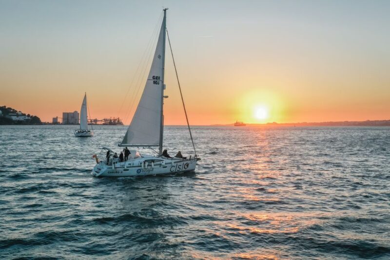 Lisbon: Private Tagus River Yacht Tour - An Inside Look at the Experience