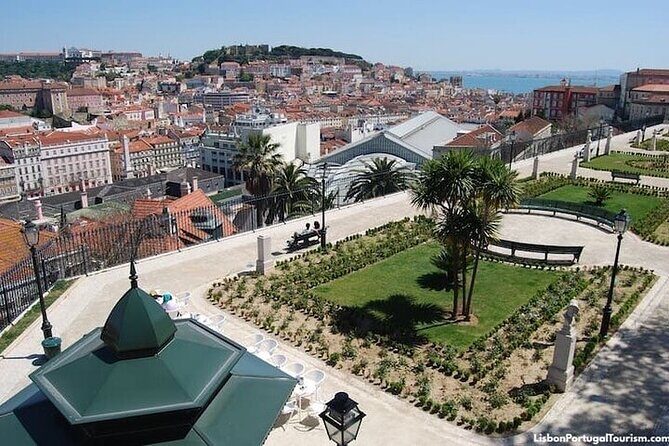 Lisbon-Private Tuk Tuk Tour With Free Hotel Pickup & Drop off - An In-Depth Look at the Tour Itinerary