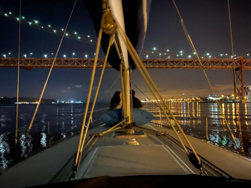 Lisbon: Sailing Tour by Night - Lisbon: Sailing Tour by Night — A Romantic Evening on the Water