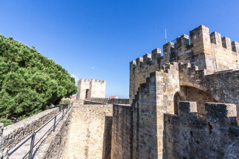 Lisbon: Sao Jorge Castle Skip-the-Line Ticket with Guide - FAQ