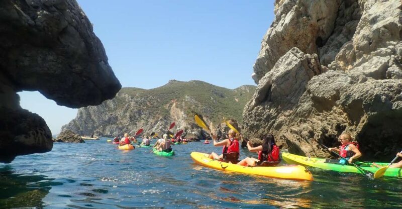 Lisbon: Sesimbra Kayak Discovery Experience - Introduction to the Kayak Experience