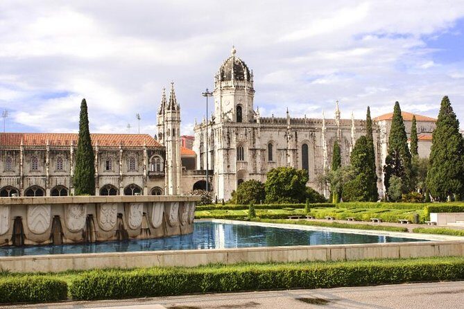 Lisbon Shore Excursion: Private Day Trip to Lisbon and Sintra - Who Should Consider This Tour?