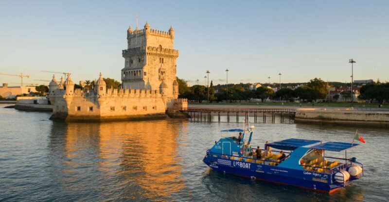 Lisbon: Sightseeing Boat Tour with Hop-On Hop-Off Option - Key Points  