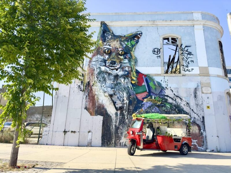 Lisbon: Sightseeing City Tour by Tuk-Tuk - Key Points