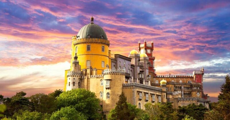 Lisbon: Sintra, Pena Palace, Cabo da Roca & Cascais Day Tour - Key Points