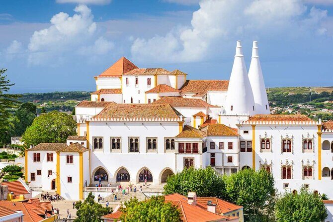 Lisbon: Sintra, Pena Palace, Cape Roca & Cascais - Guided Tour - Key Points  