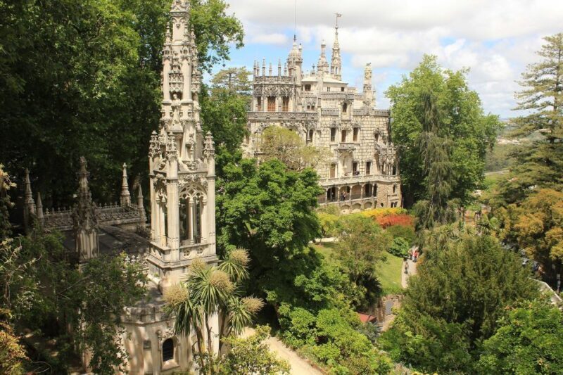 Lisbon: Sintra, Pena Palace, Quinta Regaleira, Cabo da Roca - The Moorish Castle: Hilltop Views and Medieval Defense