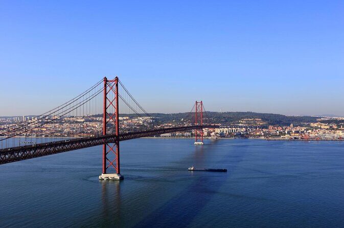 Lisbon Small Group Day Cruise with Historic Commentary & a Drink - Key Points