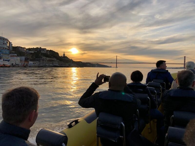 Lisbon Speedboat Sunset with Monuments Sightseeing - What Makes This Experience Stand Out