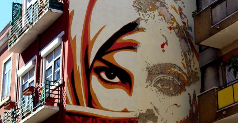 Lisbon: Street Art and Historical Walking Tour - The Itinerary: What You Can Expect