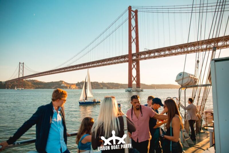 Lisbon: Sunset Boat Party with 2 Drinks and Free Club Entry - Analyzing the Value