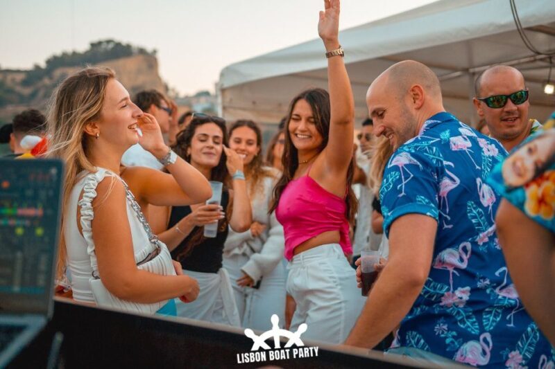 Lisbon: Sunset Boat Party with 2 Drinks and Free Club Entry - Who Should Consider This Experience?