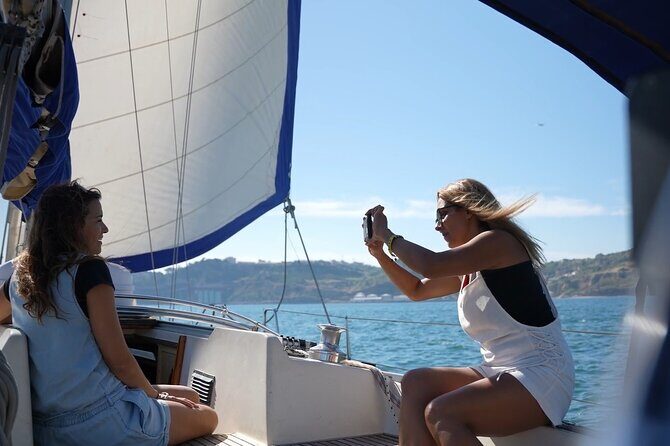 Lisbon Sunset Boat Tour Wines Included - Discovering Lisbon from the Water: The Sunset Boat Tour Experience