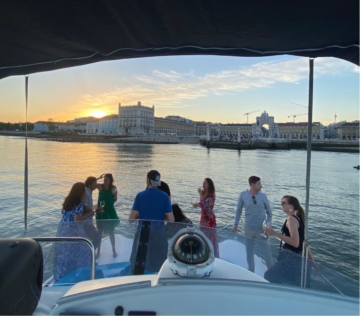 Lisbon: Sunset Boat Tour with Wine - A Gentle Introduction to the Lisbon Sunset Boat Tour