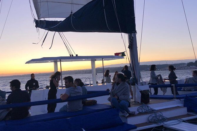 Lisbon Sunset Catamaran Cruise on the Tagus River - FAQs
