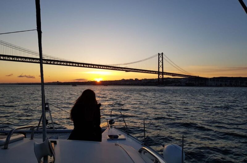 Lisbon: Sunset Cruise With Drinks on Spacious Yacht - FAQs