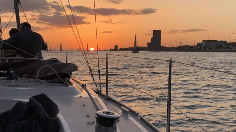 Lisbon: Sunset Cruise with Drinks - An In-Depth Look at the Lisbon Sunset Cruise Experience