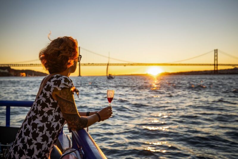 Lisbon: Sunset Cruise with Live DJ and Drinks - FAQs