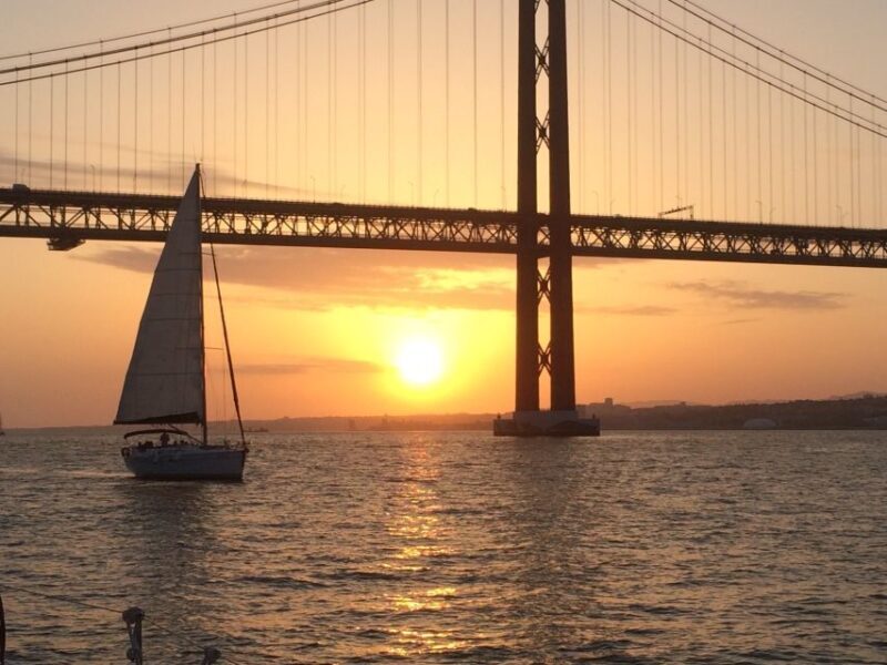 Lisbon: Tagus River Cruise, Morning, Day, Sunset, or Night - FAQs