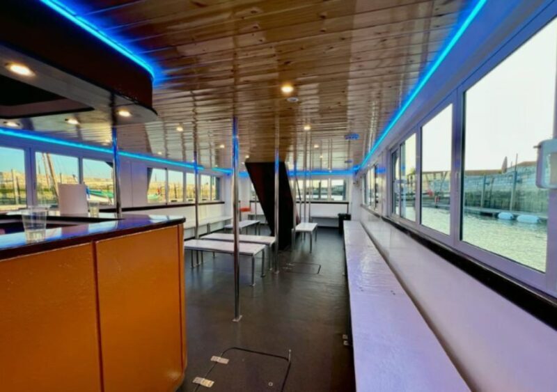 Lisbon: Tagus River Cruise to the Ocean & Dolphin Watching - A Scenic Journey with Wildlife in Mind