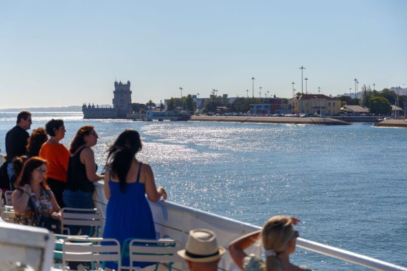 Lisbon: Tagus River Cruise with Welcome Drink - FAQ