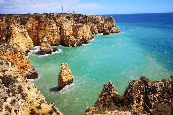 Lisbon to Algarve Private Tour: Benagil Caves Cruise & Top Sights - Transportation and Group Size