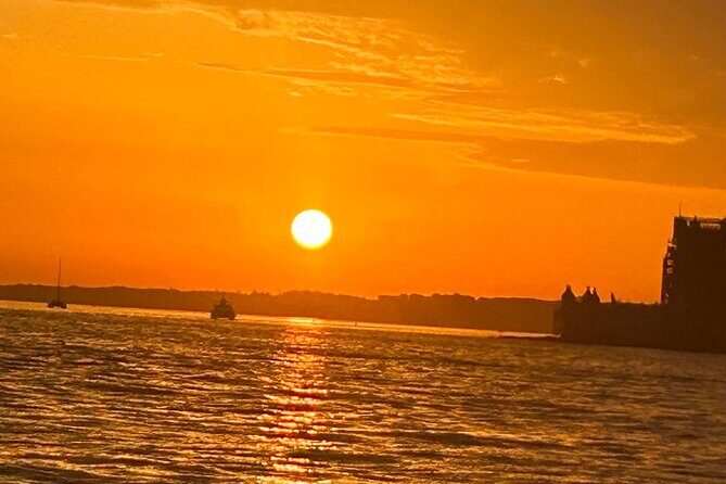 Lisbon to Vela Private Experience in the Tejo - Who Is This Tour Best For?