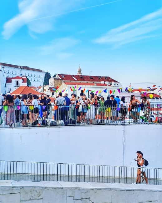 Lisbon Tour: Walled City, Alfama & Viewpoints - Unique Spots and Local Life