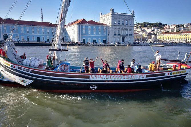 Lisbon Traditional Boats - Guided Sightseeing Cruise - FAQs