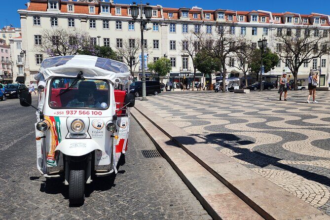 Lisbon Tuk Tuk: Explore Lisbons Hidden Treasures 1:30h - Key Points