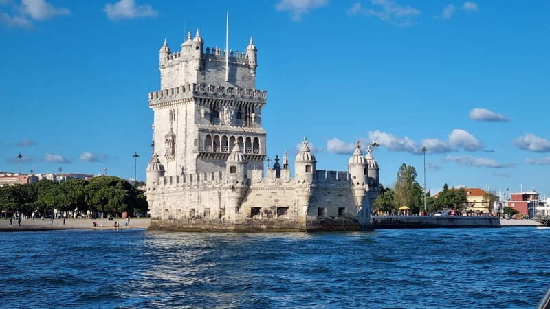 Lisbon: Vinho Verde Wine Premium Boat Experience - An In-Depth Look at the Lisbon Vinho Verde Boat Tour