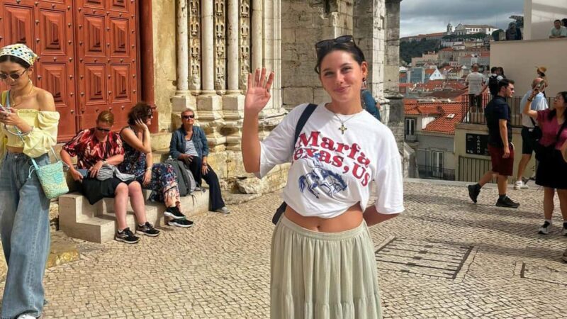 Lisbon Walking Tour with a Local - Key Points