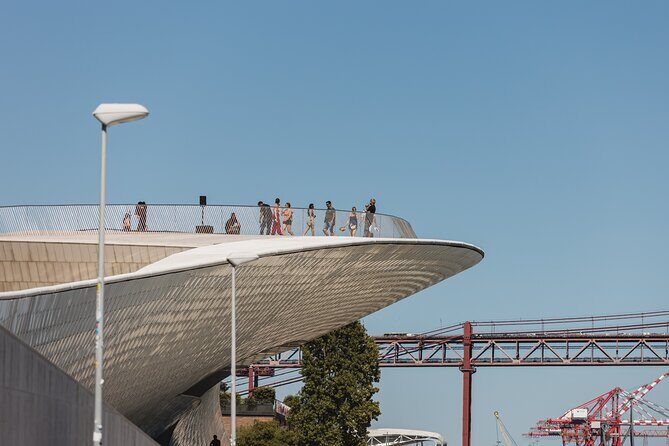 Lisbon Yellow Boat River Hop-On Hop-Off Tour - What is the Lisbon Yellow Boat River Hop-On Hop-Off Tour?