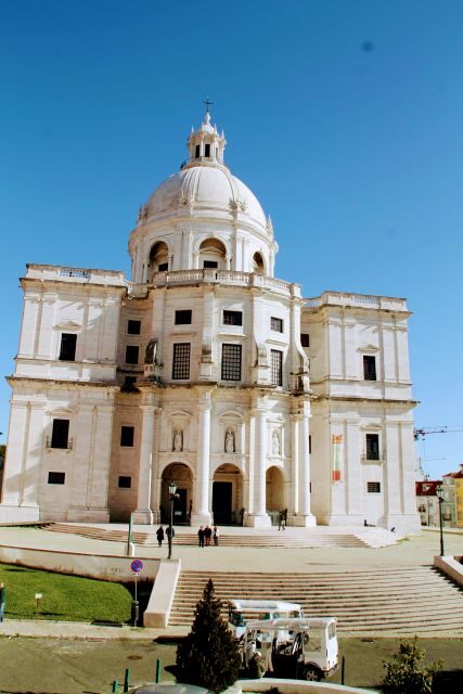 Lisbon:2-hour sightseeing TukTuk Tour with free Pickup - Who Should Consider This Tour?