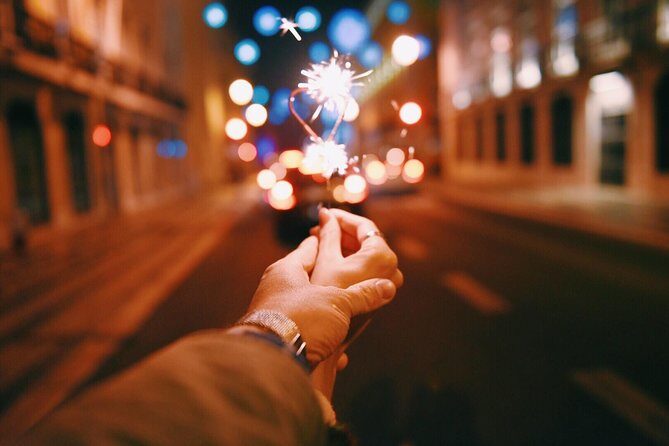 Lisbon's Christmas Lights tour - Lisbon’s Christmas Lights Tour: A Cozy Ride Through Festive Lisbon