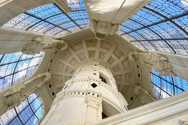 Live Guided Chenonceau, Chambord, Amboise Castles from Paris - FAQs