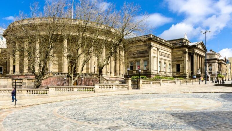 Liverpool: Best of Liverpool Sightseeing Private Taxi Tour - Liverpool: Best of Liverpool Sightseeing Private Taxi Tour