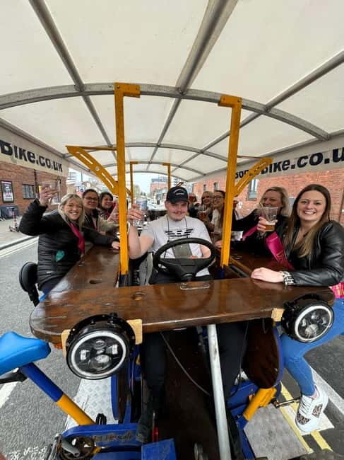 Liverpool: Party Bike Tour with Beer, Prosecco or Cider - Liverpool: Party Bike Tour with Beer, Prosecco or Cider