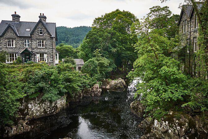 Liverpool to Wales Shore Excursion with Conwy Castle - Key Points
