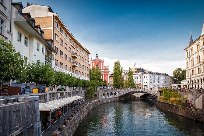 Ljubljana and Bled Small Group Tour from Zagreb with guide - Key Points