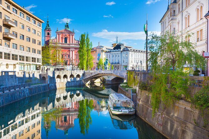 Ljubljana boat cruise and walking tour - Key Points