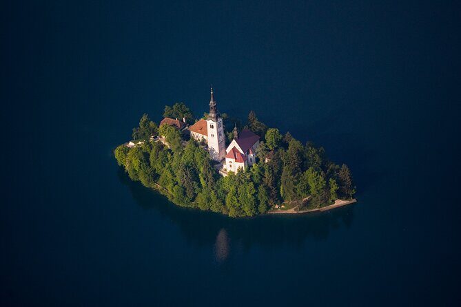 Ljubljana: Lake Bled Experience small group half-day tour - The Sum Up