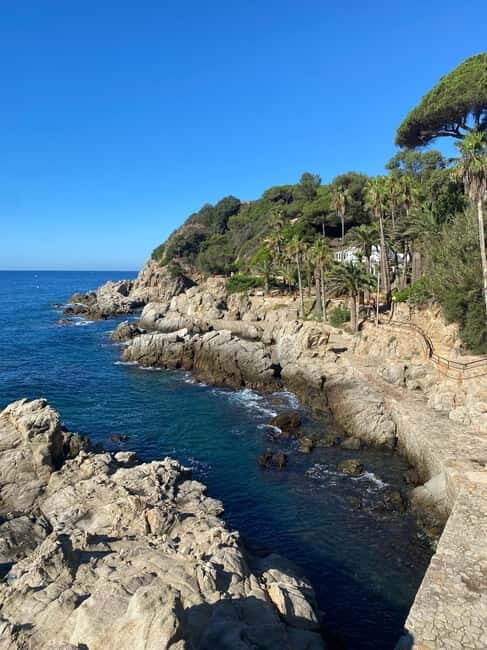 Lloret de Mar: Guided Sightseeing Tour in a 4x4 Vehicle - Key Points