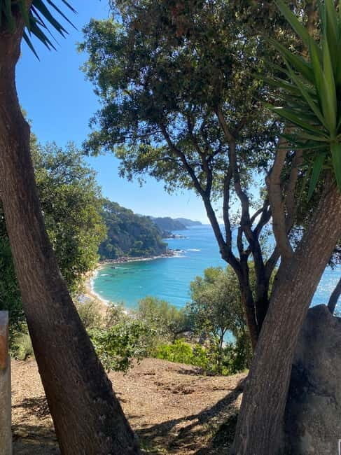 Lloret de Mar: Guided Sightseeing Tour in a 4x4 Vehicle - An In-Depth Look at the Tour Experience