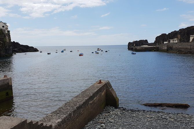 Lobos Chamber - Fisherman Village by tuk tuk - Deep Dive into the Lobos Chamber Tuk-Tuk Tour