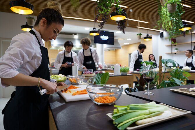 Local Cooking Class in San Sebastian - Key Points