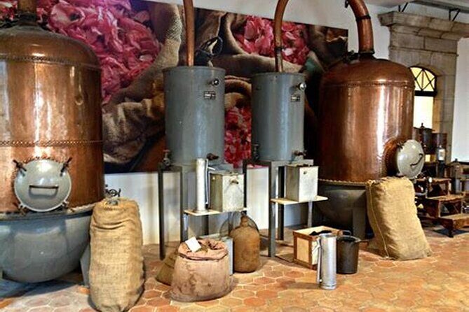 Local Wine Tasting , Grasse perfumerie , and Provençal villages - FAQ