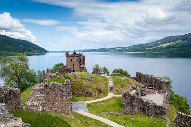 Loch Ness & Urquhart Castle Private Day Tour from Edinburgh - Key Points